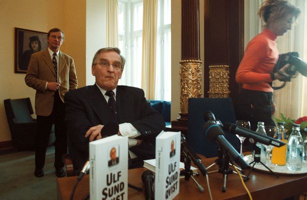 Edesmennyt Ulf Sundqvist koki joutuneensa poliittisen ajojahdin uhriksi
