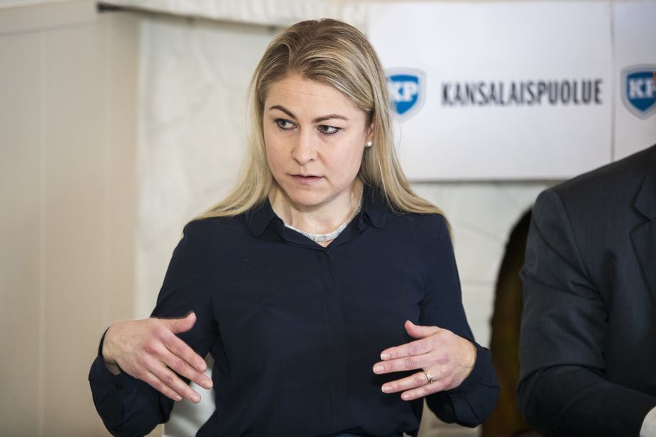 Piia Kattelus-Kilpeläinen poistettiin kokouksesta