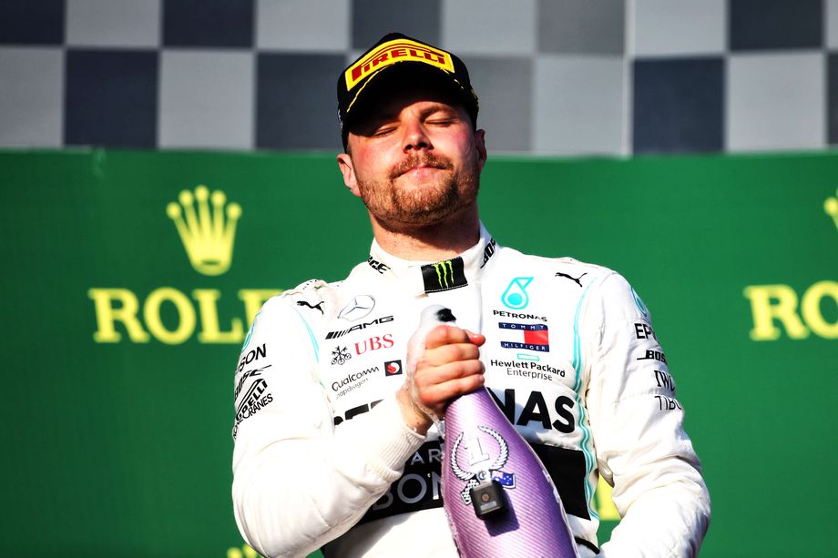 Näistä Valtteri Bottas muistetaan: Paljas pylly ja vitsi Putinille