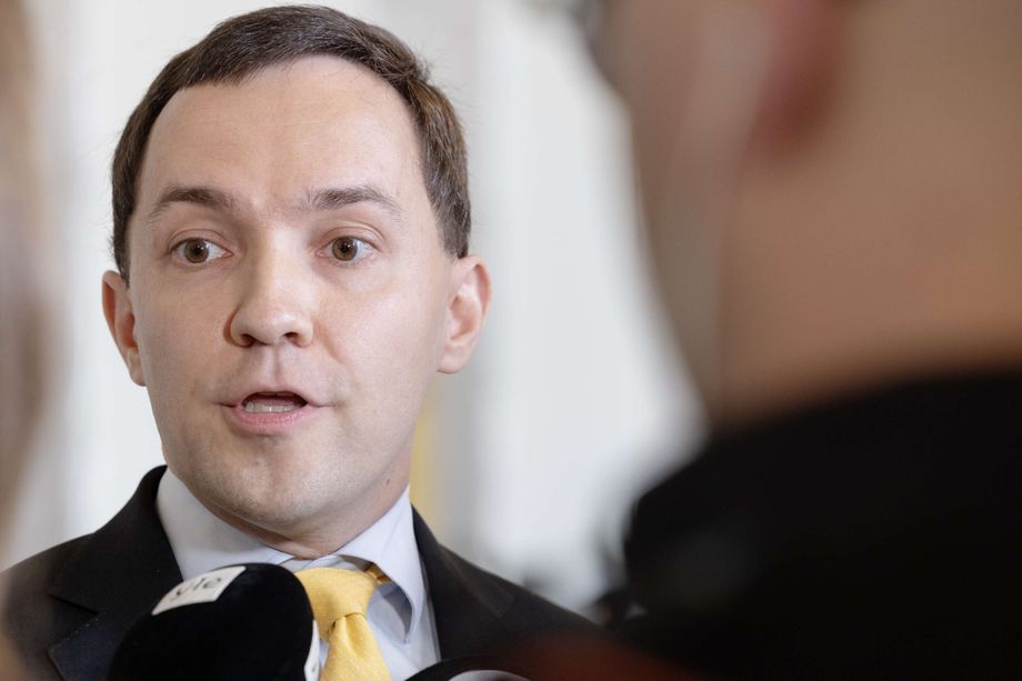 Keskustalaiset ihmettelevät: Miten Wille Rydman tiesi?