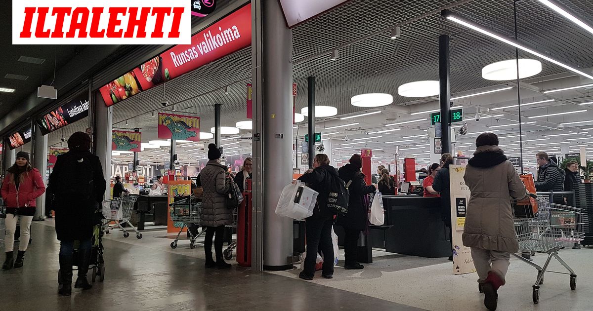 Nainen puki päälleen vaatteita lähes 200 euron arvosta – ”Unohti” maksaa ne kassalla