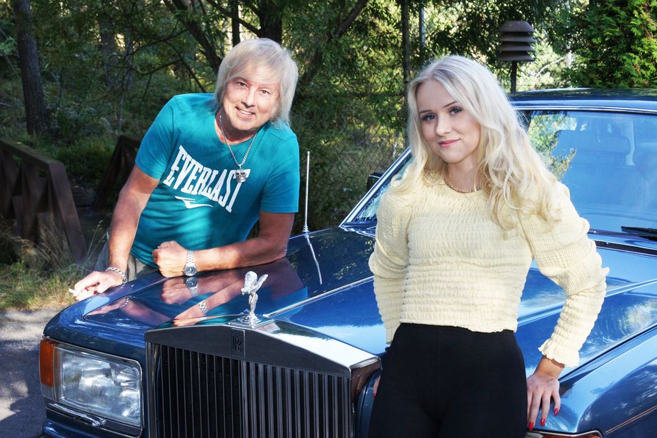 Tällainen on Dannyn, 80, ja Helmi Loukasmäen, 22, Thaimaan-loma