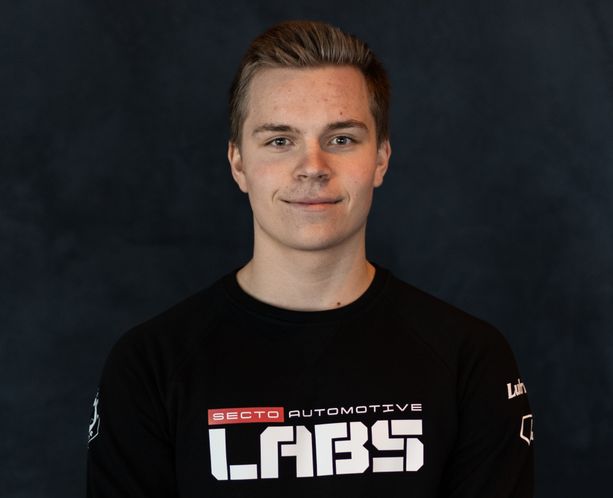 Justus Räikkönen ja Heikki Kovalainen, tallikaverit rallin SM-sarjassa