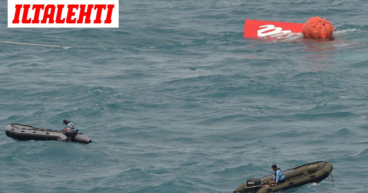 AirAsian turmakoneen musta laatikko löytyi - jumissa merenpohjassa