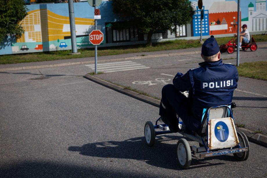 Ylinopeudesta voi tulla ajokielto – Poliisi: Näitä tapauksia katsotaan ...