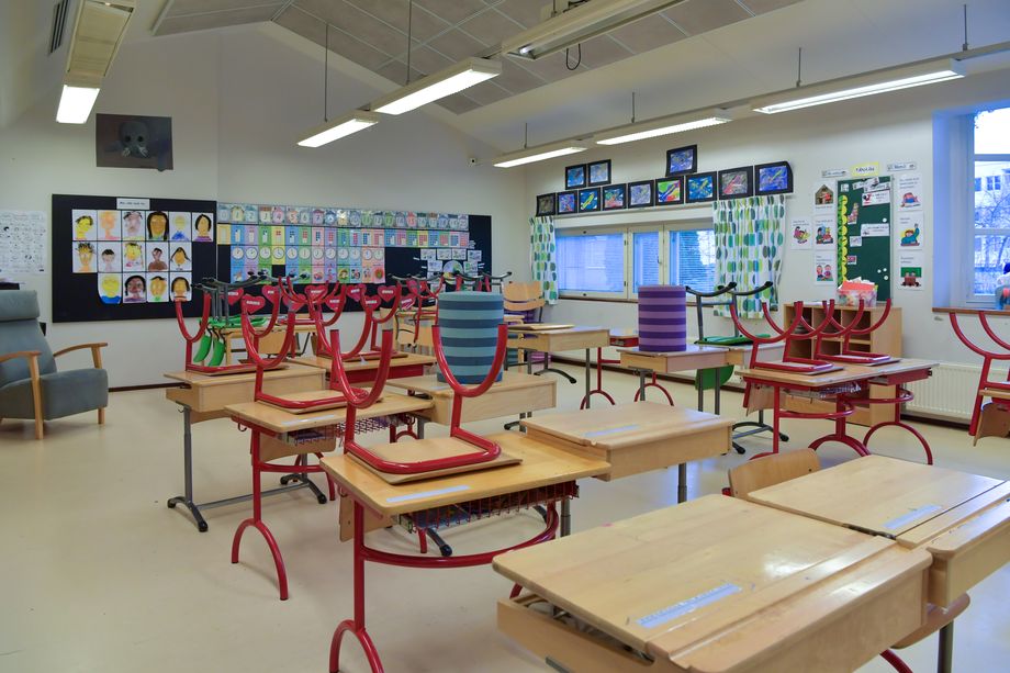 Opetusministeri Henriksson kommentoi Pisa-romahdusta: ”Kehitys on käännettävä”