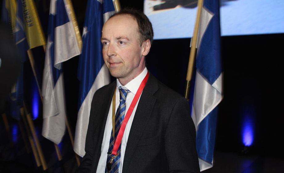 Halla-aho tylyttää Ylellä: Veera Ruoho puhuu asioista, joista hän ei ...