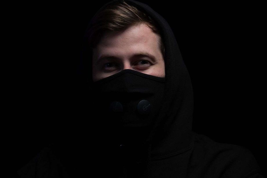 DJ-supertähti Alan Walker ylistää suomalaisrakastaan – Asuvat yhdessä ...