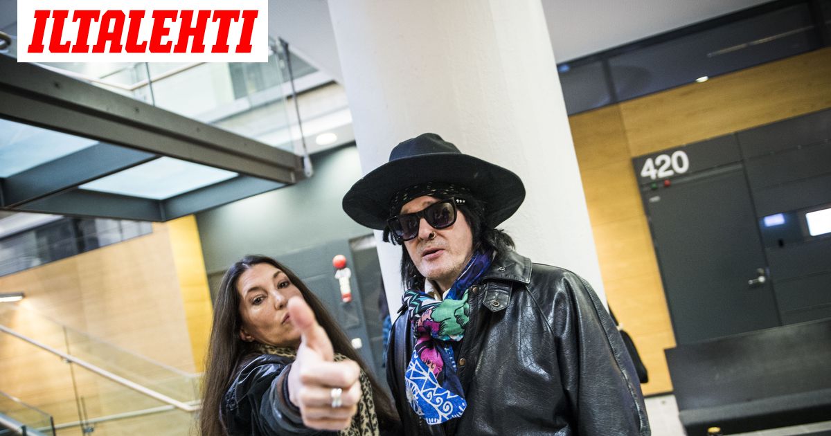 HS: Andy McCoysta eronnut Angela Nicoletti avaa avioeron syitä