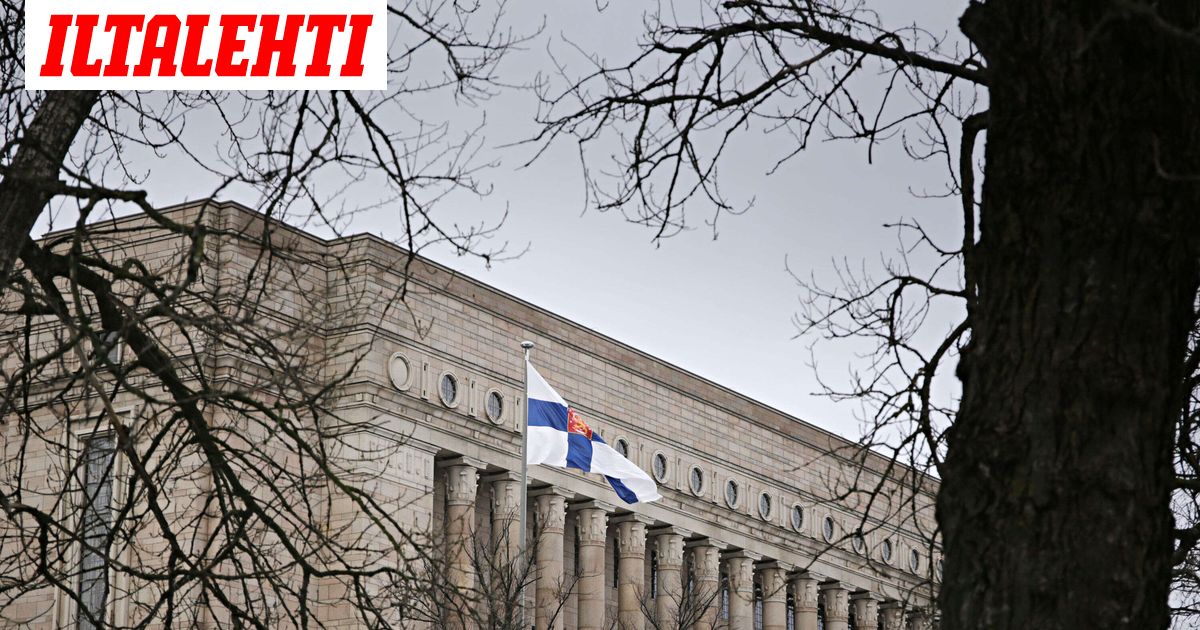 Eduskunnan tietomurto: Epäilty hakkeri tunnistettu