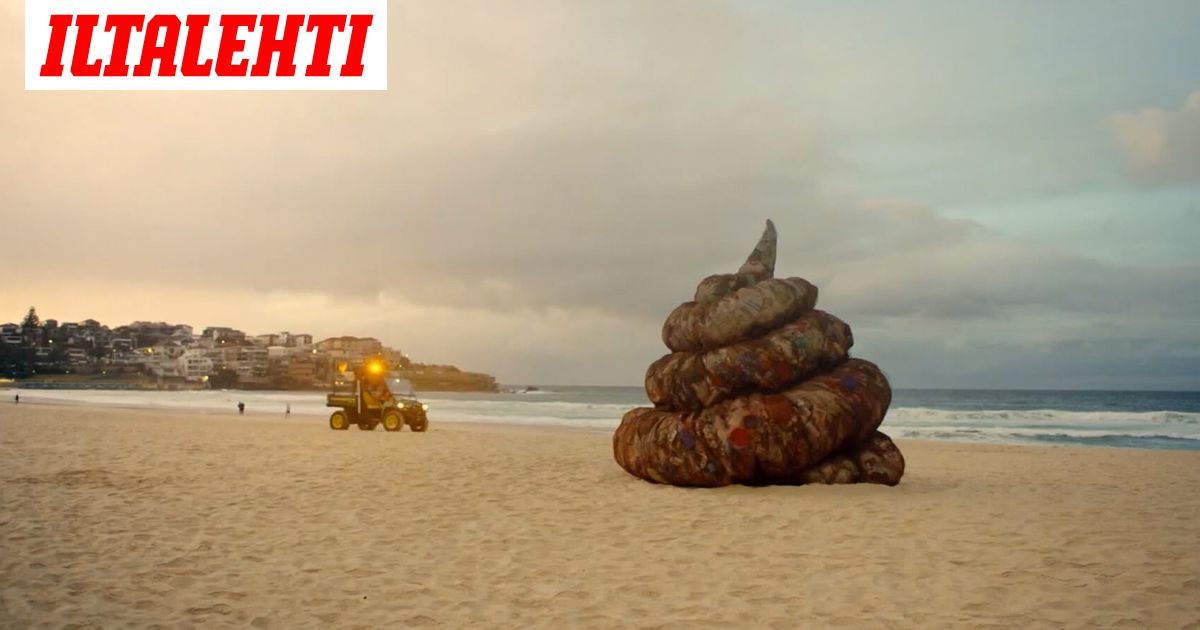 Valtava kakkakasa ilmestyi australialaiselle rannalle