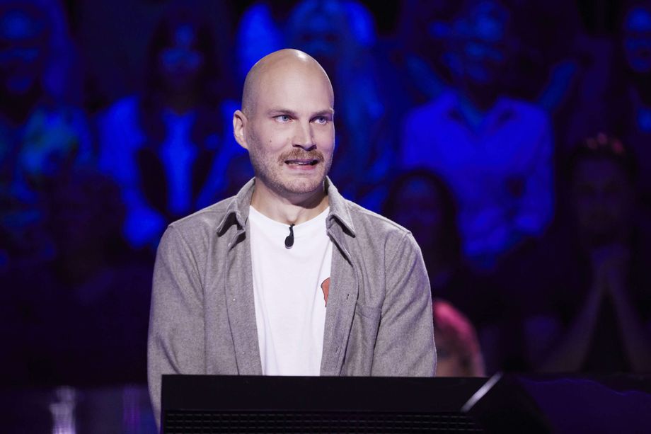 Tuomas paljastaa tv:ssä, mitä hän tekee työajalla