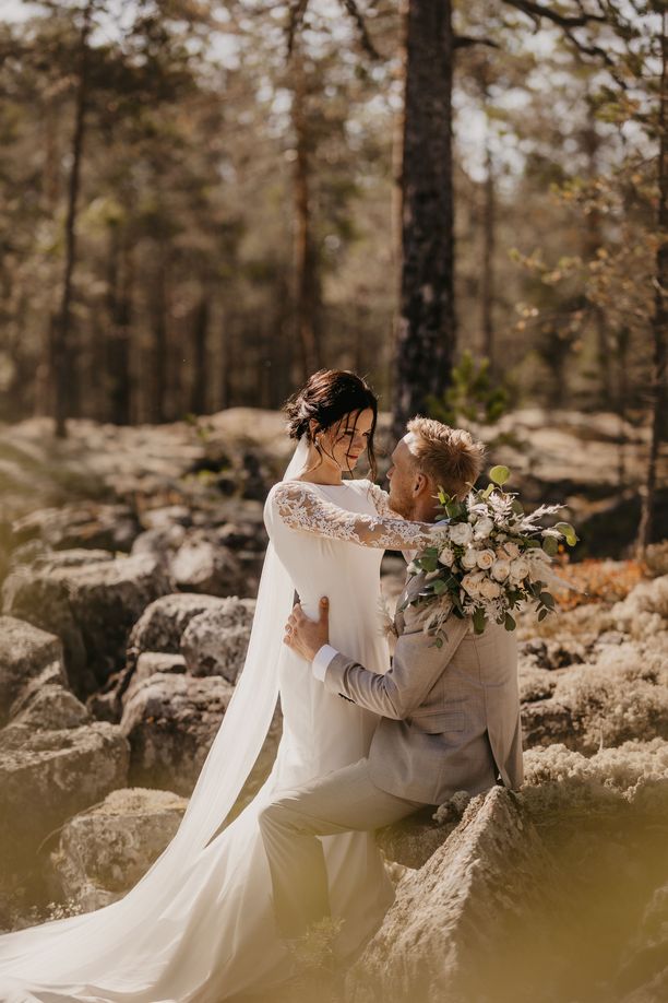 Maajussi-Paavo ja Elli naimisiin