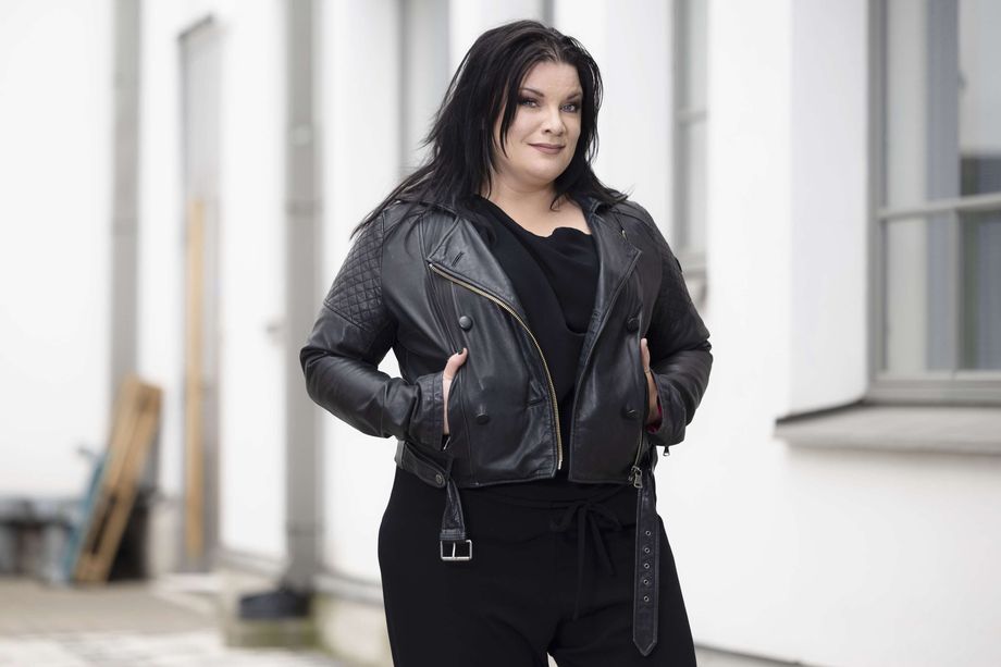 Apu: Hanna Pakarinen: ”Nuoret miehet syövät kädestäni”