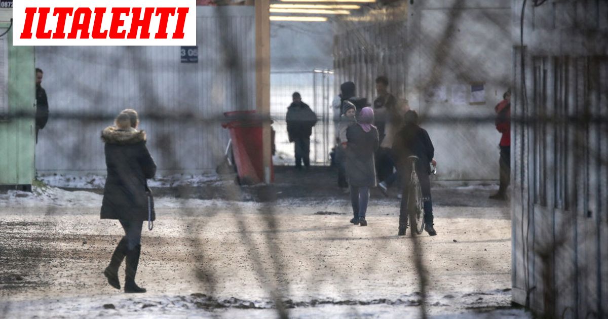 Saksakin vie pakolaisten rahat ja arvoesineet