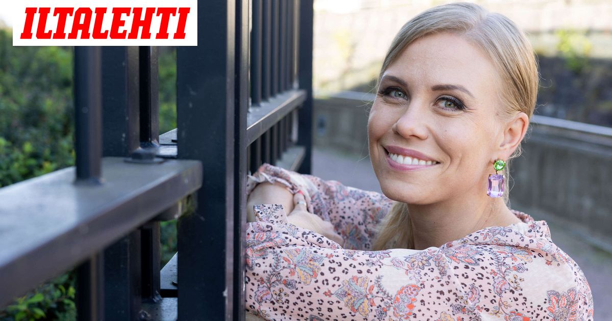 Noora Fagerströmin alastonkuva levisi myös italialaislehtiin – Näin ...