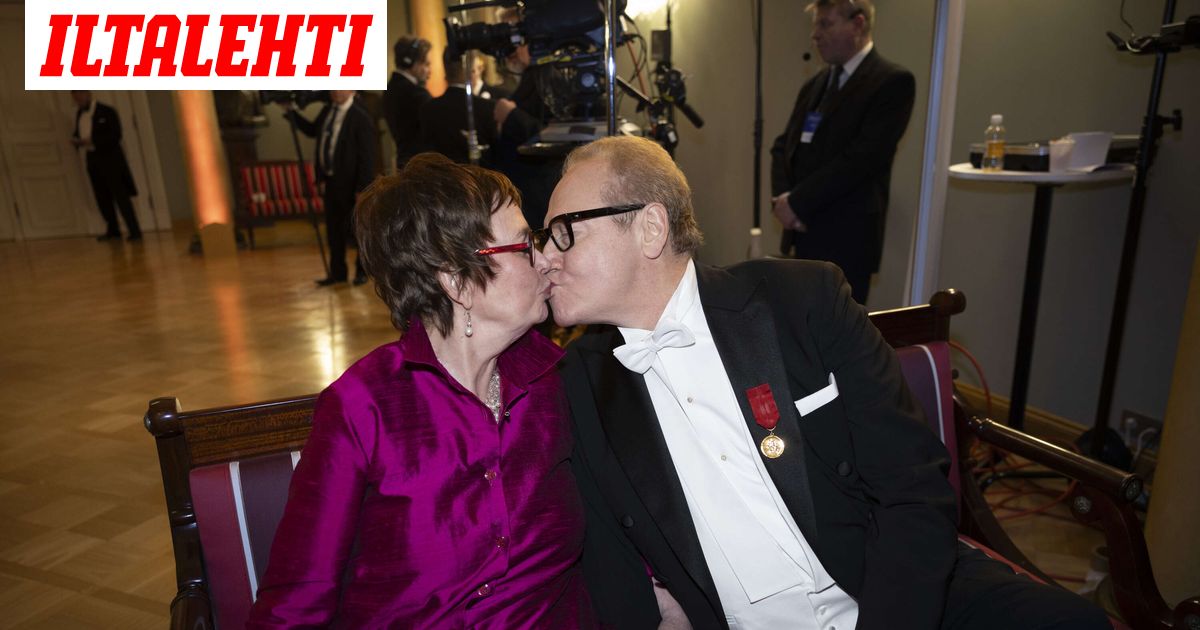 IS: Jari Tervo ja Kati-vaimo tekivät Linnan juhlissa jotain poikkeuksellista – Syy selvisi