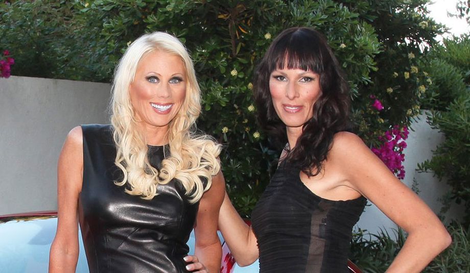 IS: Miljonääriäiti-Nina naimisiin