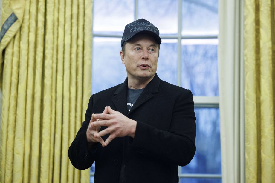 Henna Virkkunen, Musk, Medvedev ja Puolan ulkoministeri sanasodassa ...