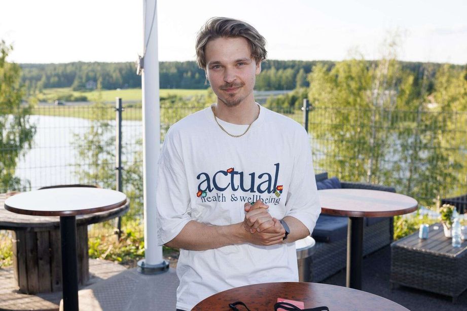 Roope Salminen julkaisi paljonpuhuvan kuvaparin – Näin raitistuminen on ...