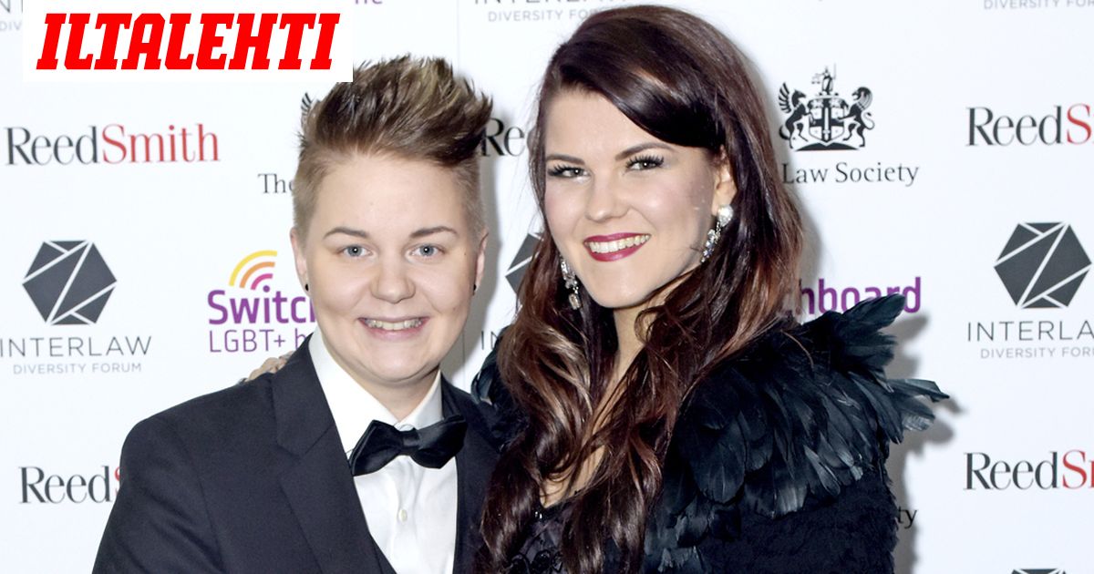 Saara Aalto ja Meri Sopanen taas Lontoossa - edustusasut sävy sävyyn