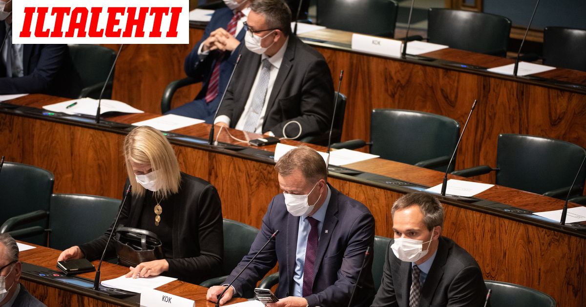 Marinin hallitus sai luottamuksen