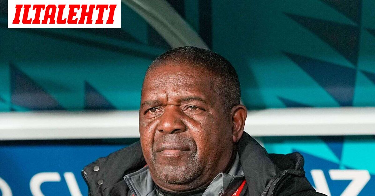 Skandaaliväite MM-kilpailuista: Valmentaja hieroi pelaajansa rintoja ...