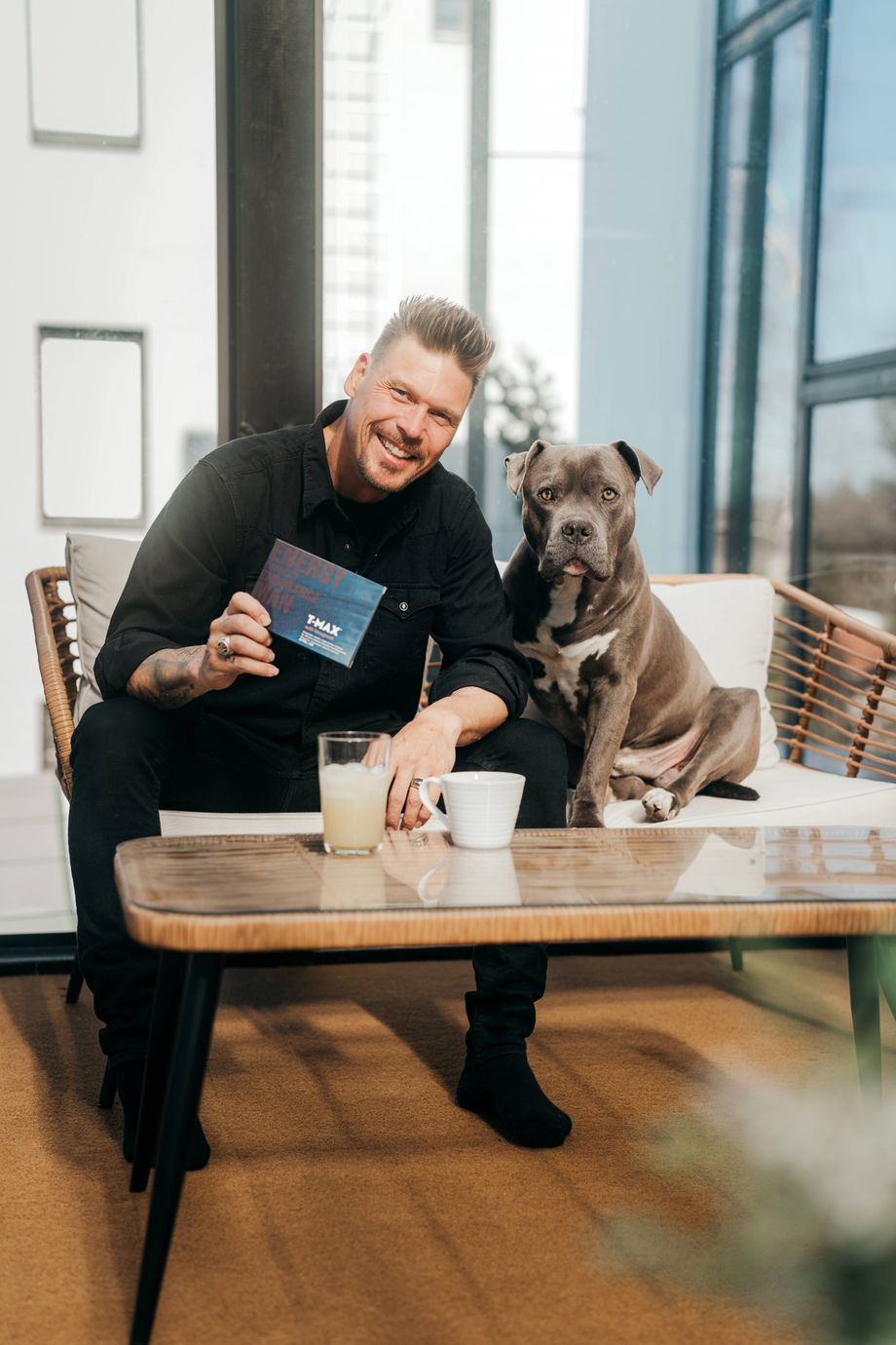 Kaupallinen yhteistyö T-Max: Tv-tähti Aki Manninen on nyt virkeämpi ja ...