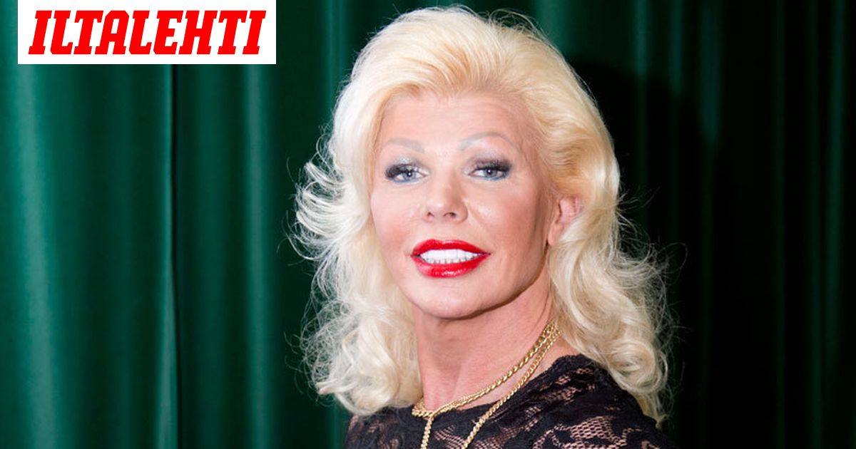 Tiina Jylhä sai hulppean luksusauton: "Tämä on äitienpäivälahja ...