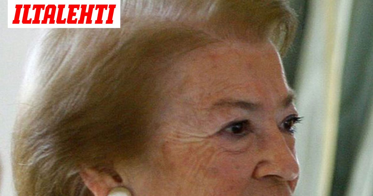 Italian presidentin vaimo kolarissa