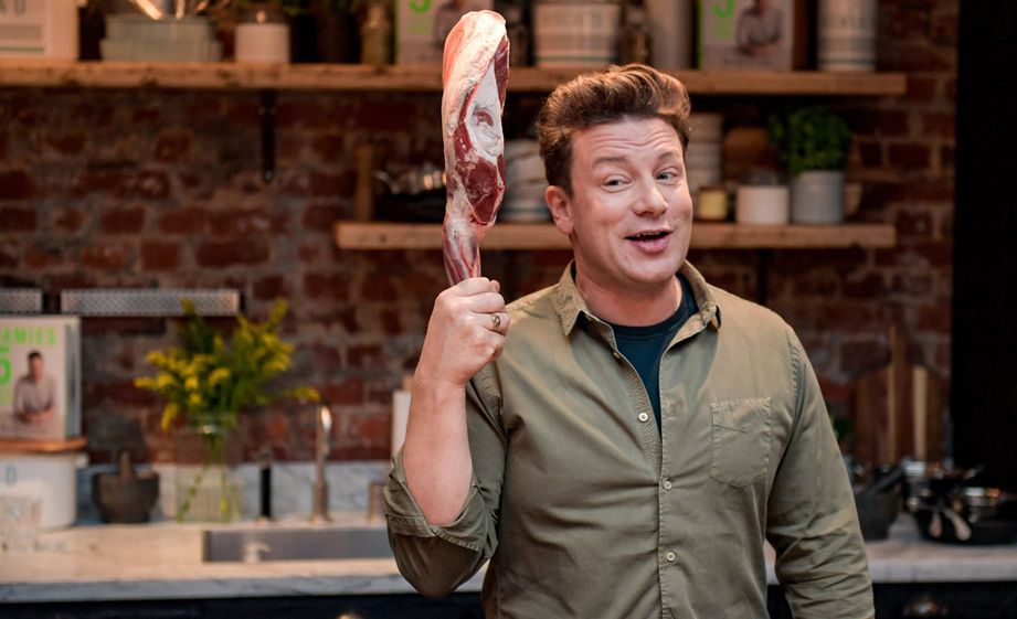 Julkkiskokki Jamie Oliver löysi lapsuuden kotinsa Ebaysta - teki ...