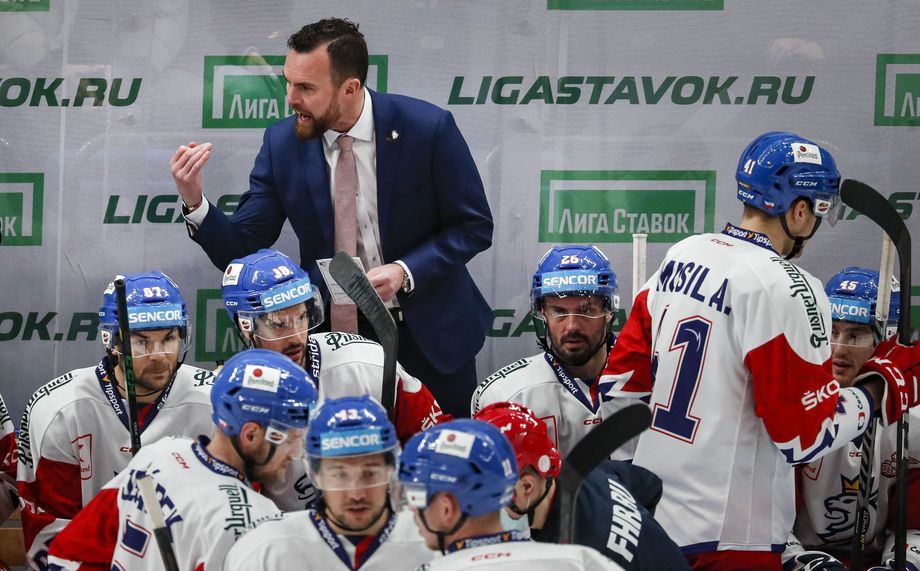 Tshekin jääkiekkomaajoukkueen päävalmentaja Filip Pesan sai potkut