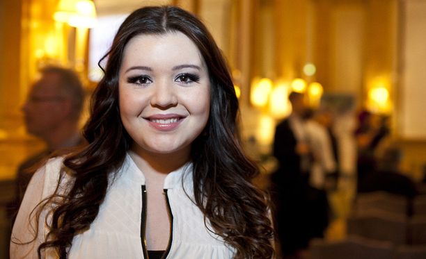 Diandra esiintyy Linnan juhlissa, iloitsee somessa: ”Oon niin ...