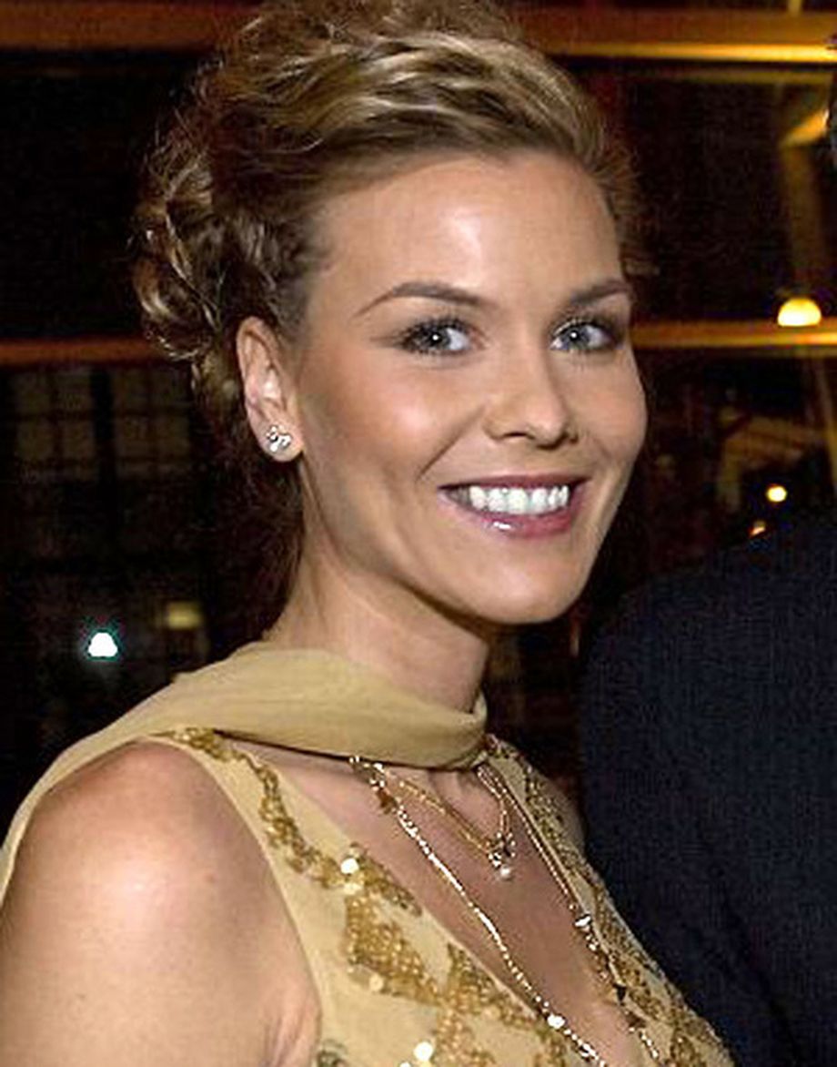 MTV3: Kohumissi puolustaa missien silikoneja