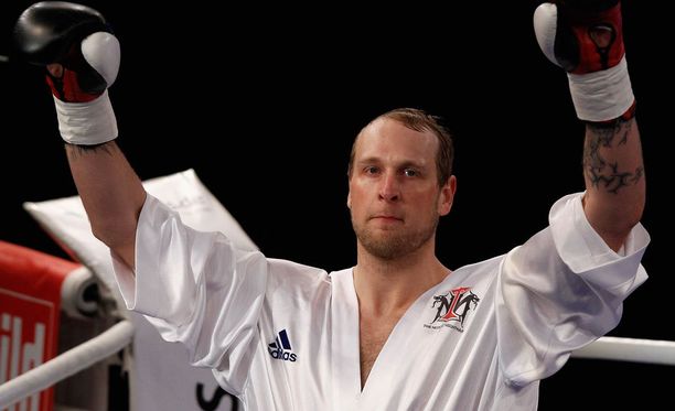 Helenius täysin ylivoimainen!