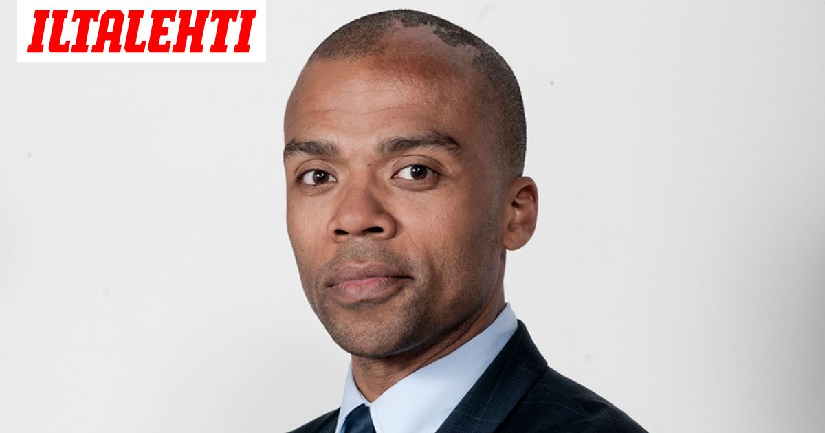 Jani Toivola HS:n mielipidepalstalla: Vauvaa yksin hoitavalta isältä puuttuu edut