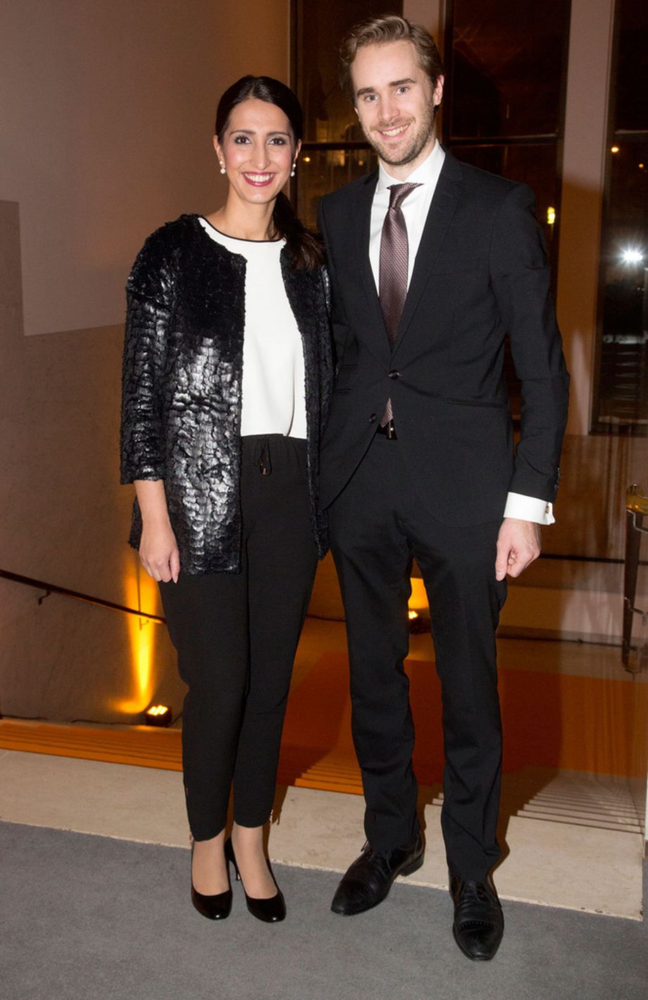 Keväällä avioitunut Nasima Razmyar: Uusi koti etsinnässä