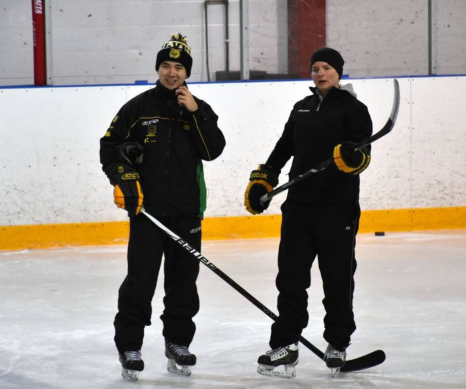 Karri Kivi yllätti Ilveksen naisten valmentajan - "Vaikuttavaa toimintaa"