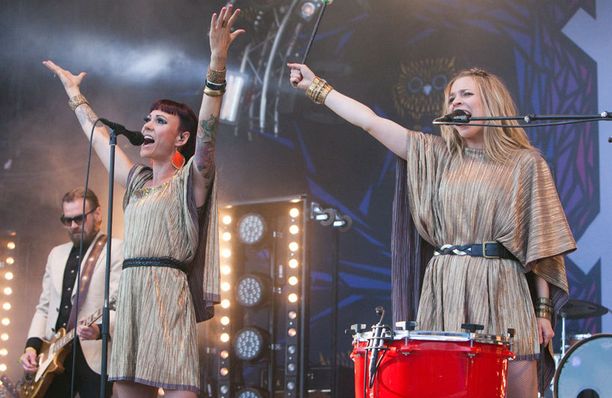 PMMP heittää akustisen yllätyskeikan