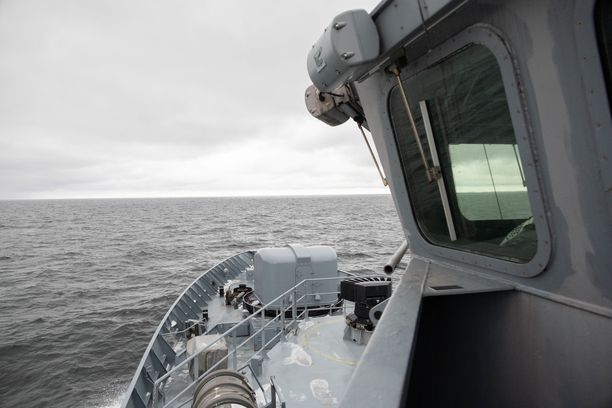 Naton pysyvä alusosasto harjoittelee Suomessa