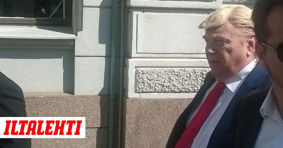 Vale-Trump aiheutti kaaoksen Kauppatorille, ihmiset tungeksivat ...
