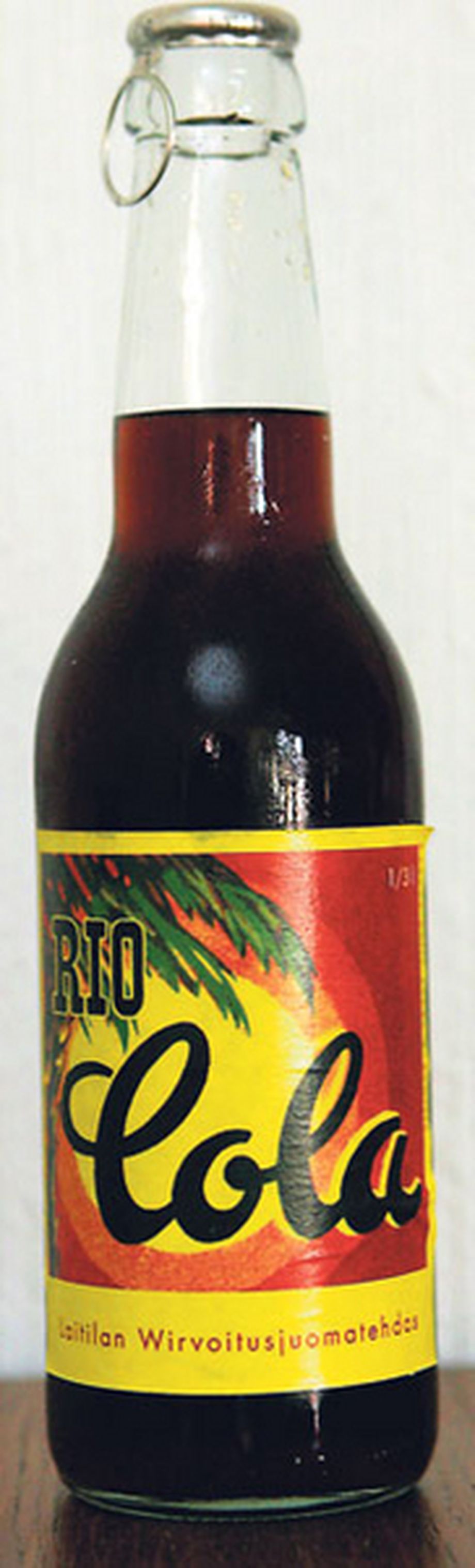 Muistatko vielä entisajan kotimaiset cola-juomat?