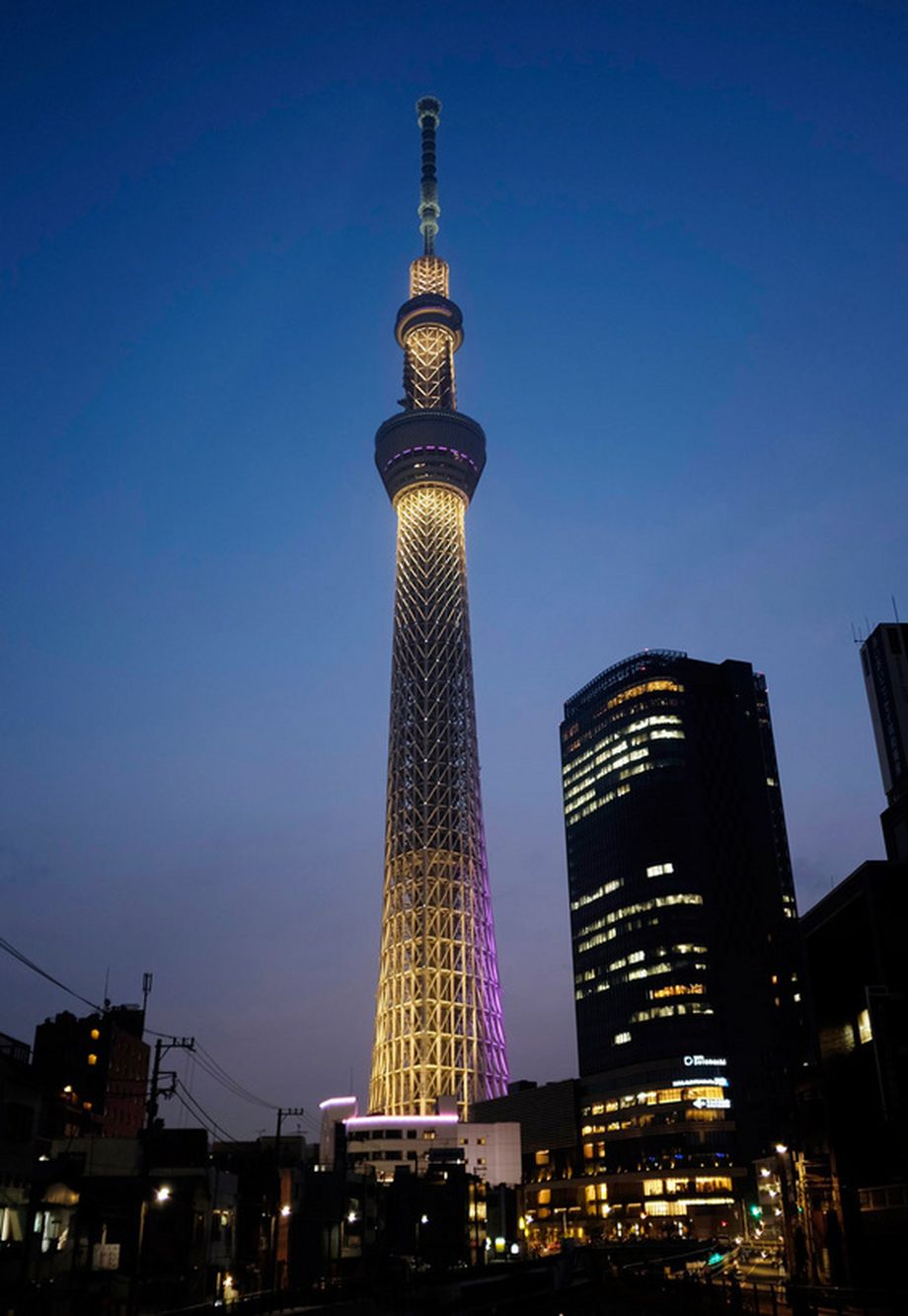 Nämä ovat maailman korkeimmat tornit - katso kuvat!