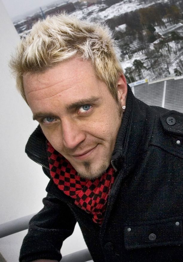 Guns N' Roses -lippujen myynti alkoi - Järjestäjä vaikenee luvuista