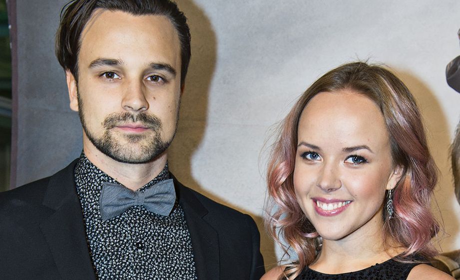 Salkkarit-pariskunta romanttisella aurinkolomalla - Sara ja Mikko Parikka edelleen kuin ...