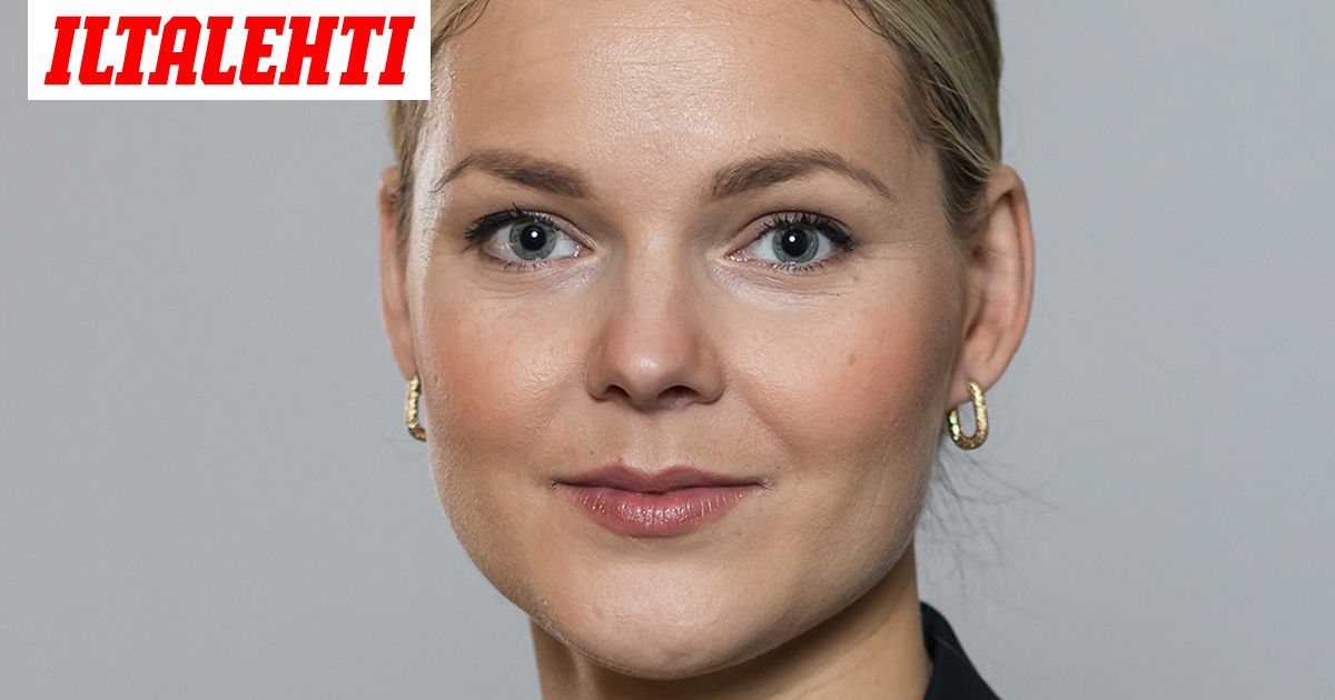 Tasavallan presidentin viestintäpäälliköksi Riikka Hietajärvi