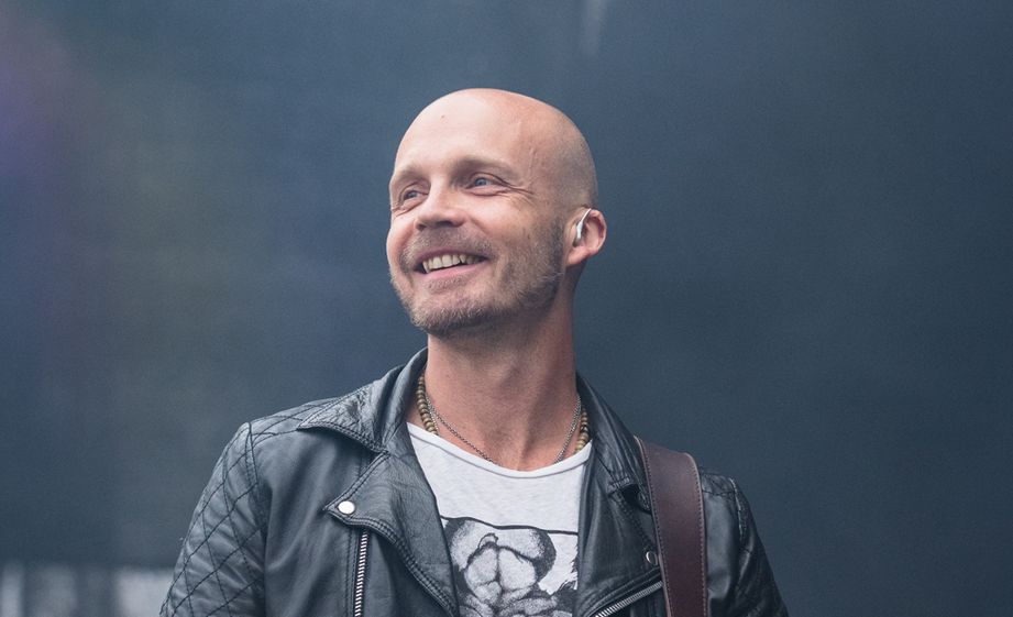 Juha Tapio intiimille kiertueelle: "Mies ja kitara on kuninkuuslaji"