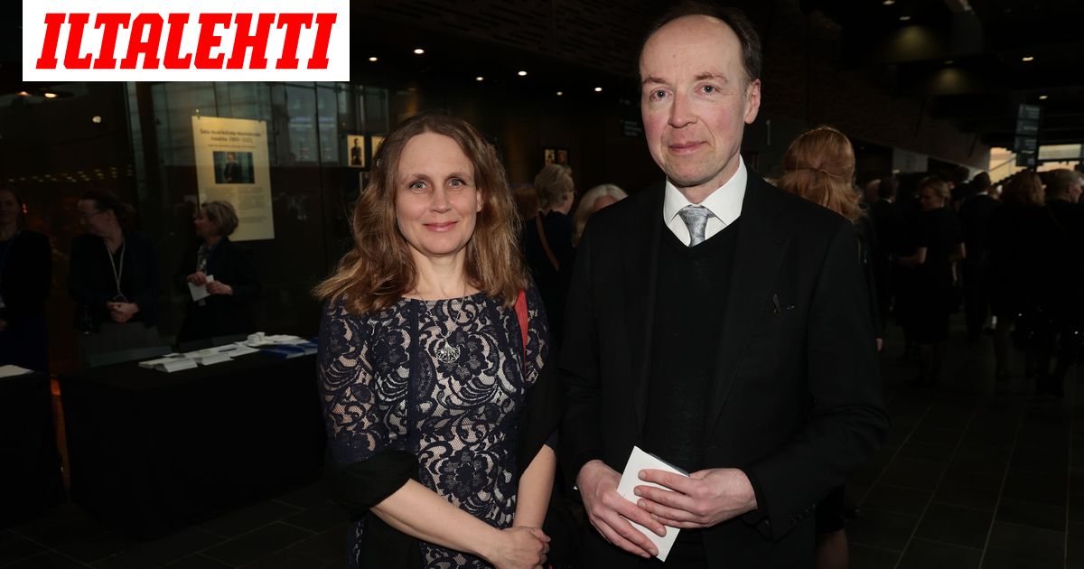 Jussi ja Hilla Halla-aho vuosien tauon jälkeen Musiikkitalolla – ”Kiva olla oikeassa konsertissa”