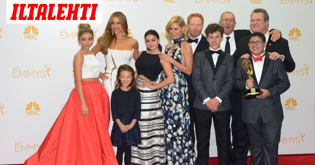 Yllätysratkaisu! Uudella Moderni perhe -kaudella yksi merkittävistä ...