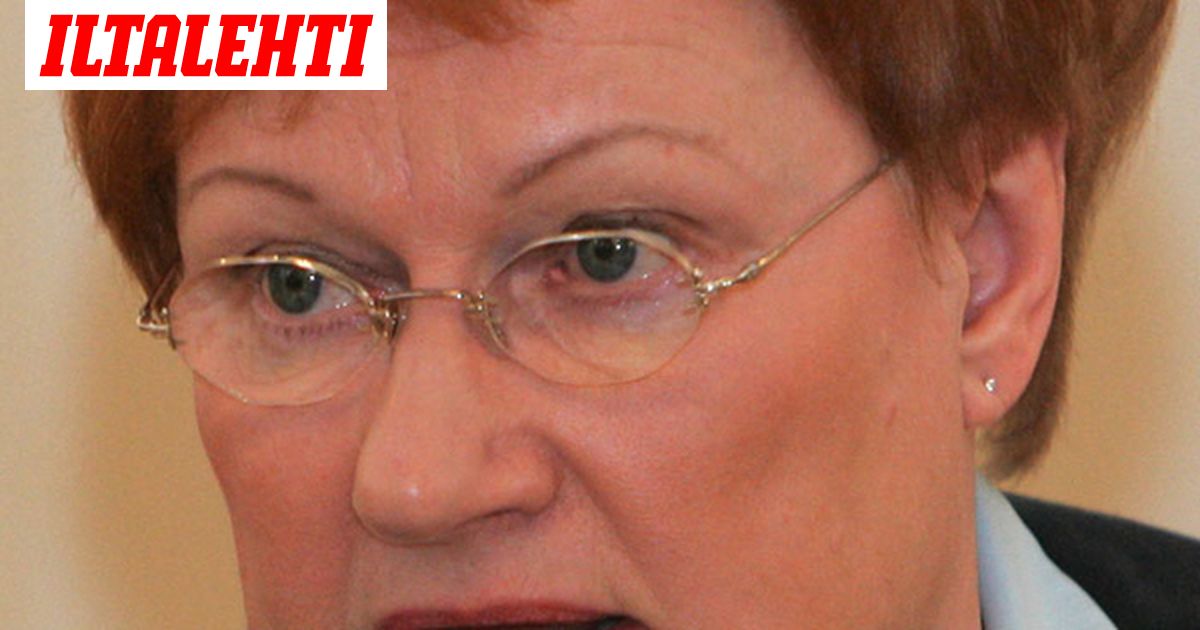 Halonen vastustaa toimivaltansa kaventamista poikkeusoloissa